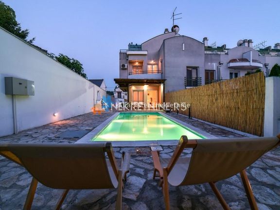 Savski venac, Dedinje, Kuća, 220m2, 750000 EUR