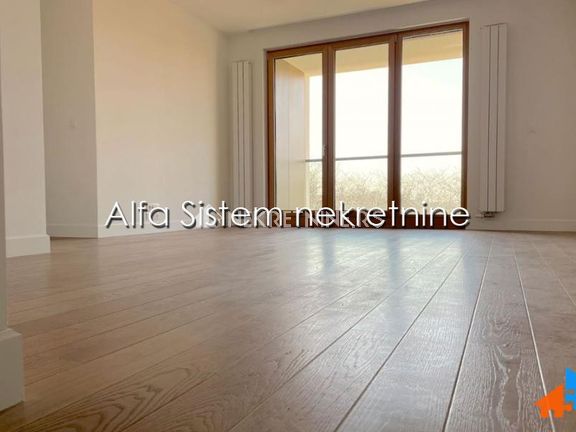 Voždovac, Lekino brdo, 4.0 stan, 96m2, 1600 EUR