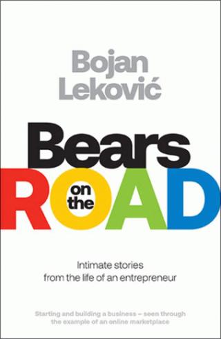 BEARS ON THE ROAD (R)