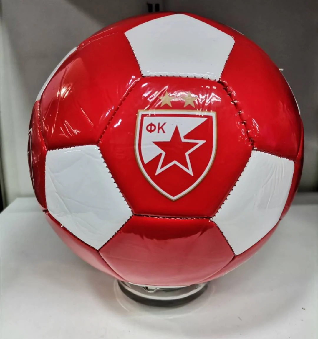 Dečija fudbalska kožna lopta sa zvezdinim grbom
