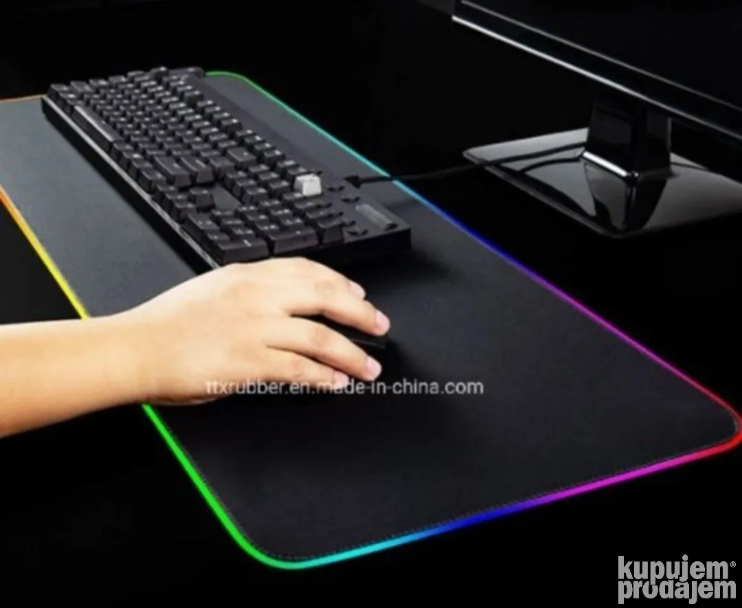 RGB svetleca podloga za mis