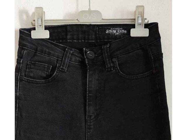 Skoro NOVE AUTHENTIC skinny farmerke