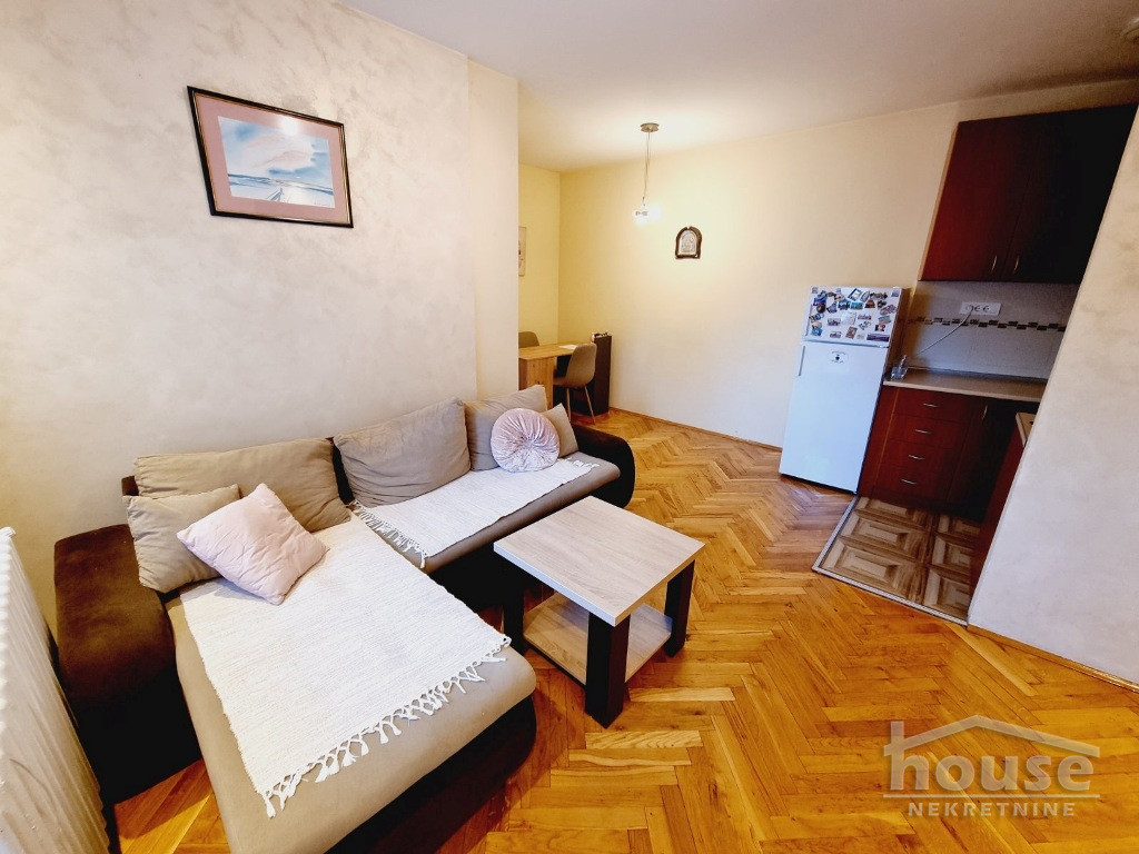 Stan,NOVI SAD,CENTAR 47m2,118970€ , ID: 1062437