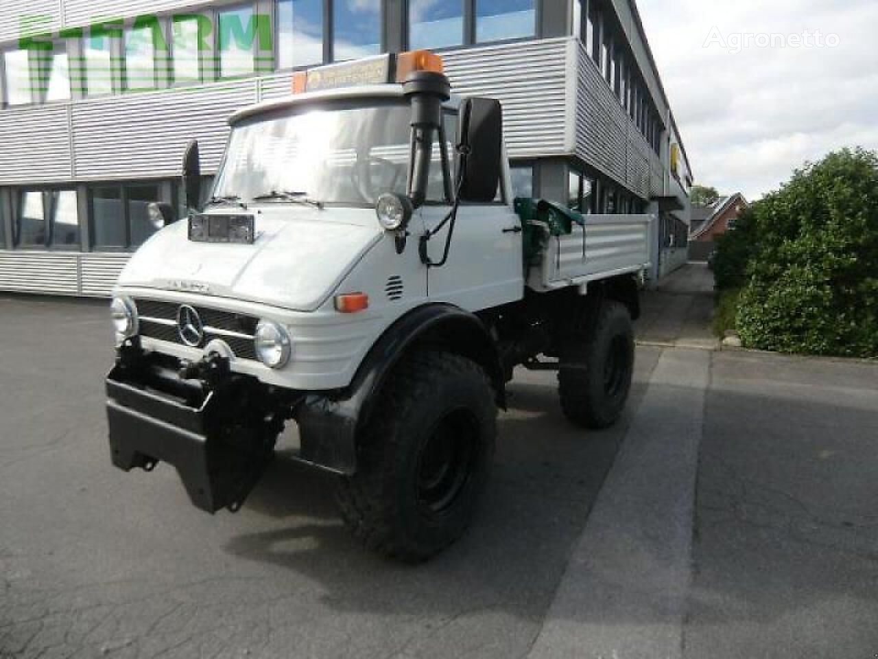 Unimog u 403 traktor točkaš