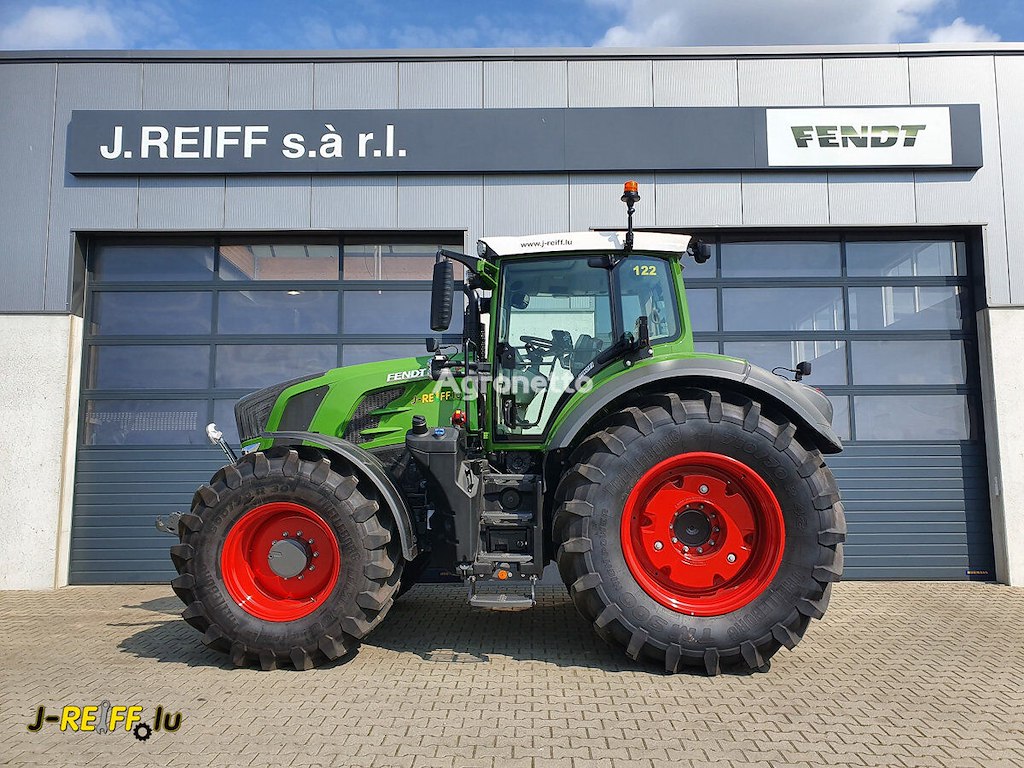 Fendt Vario 828 S4 Profi traktor točkaš