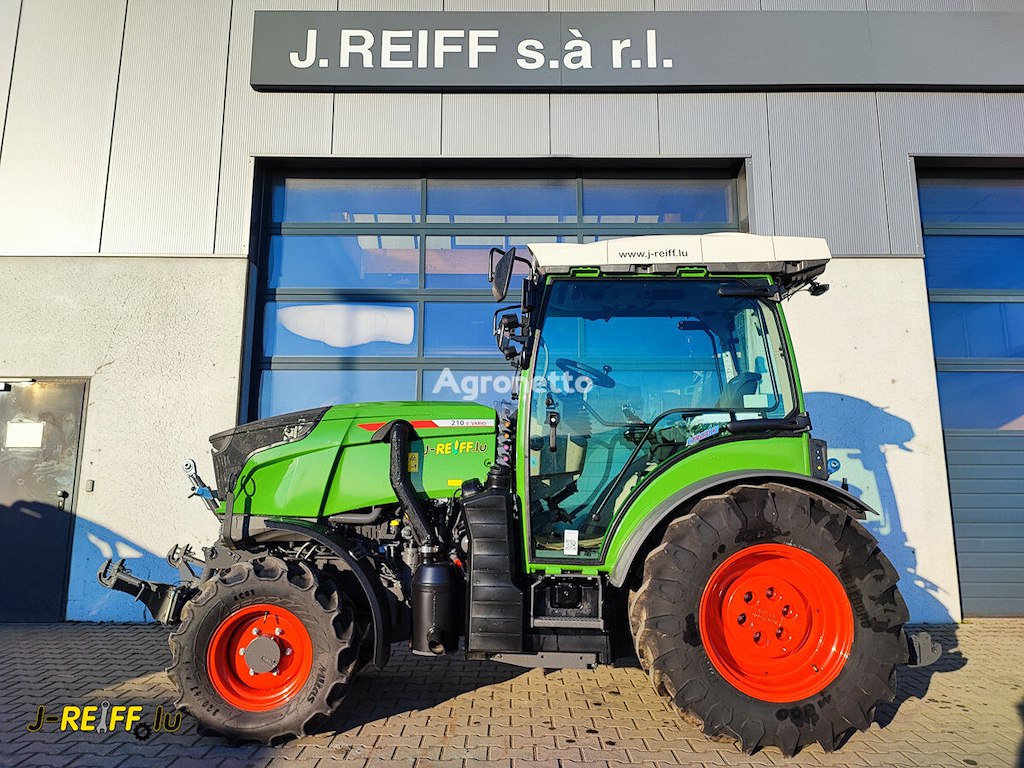 Fendt 210V GEN3 Profi Plus traktor točkaš