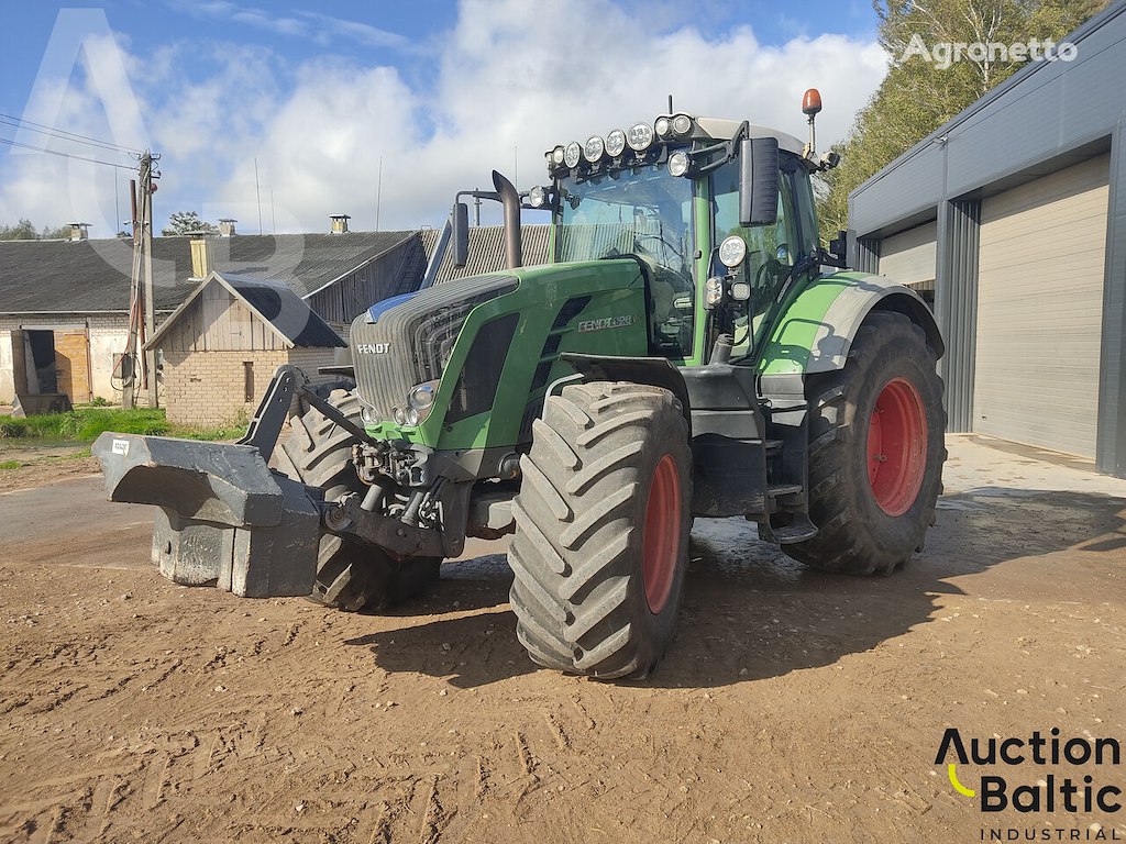 Prodaje se Fendt 828 Vario traktor točkaš na aukciji