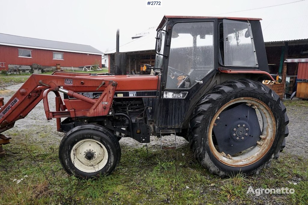 Case IH International 585 XL traktor točkaš