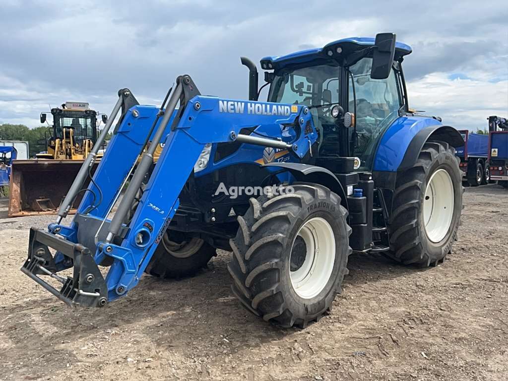 New Holland T7.225 AutoCommand Tractor traktor točkaš