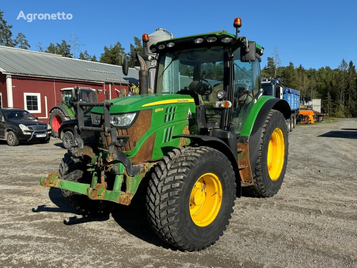 Prodaje se John Deere 6125R traktor točkaš na aukciji