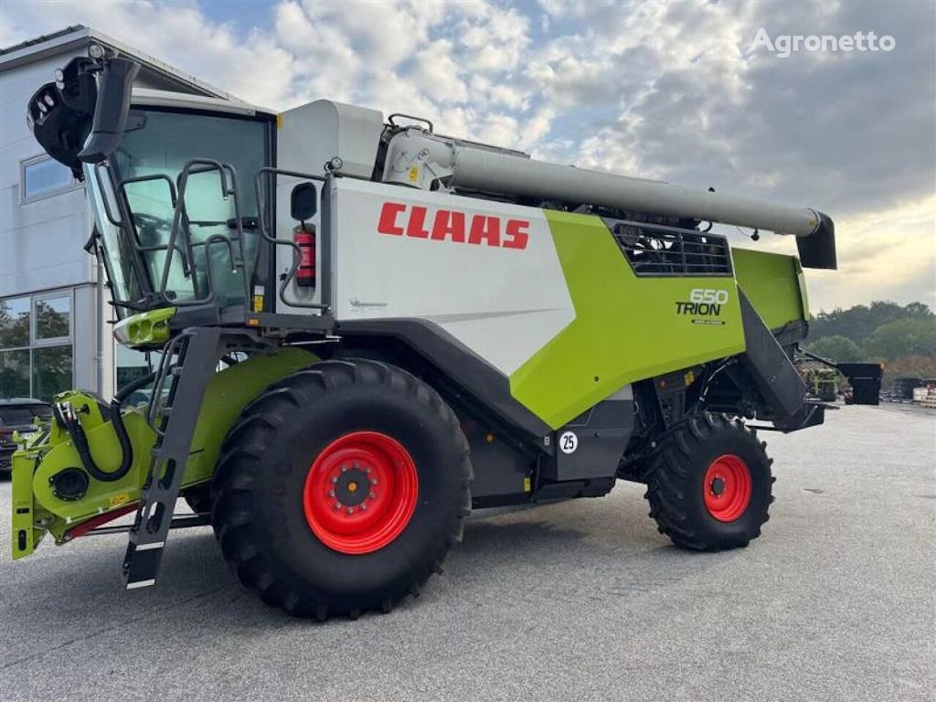 Claas TRION 650 kombajn za žito