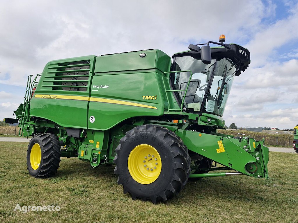 John Deere T550i kombajn za žito