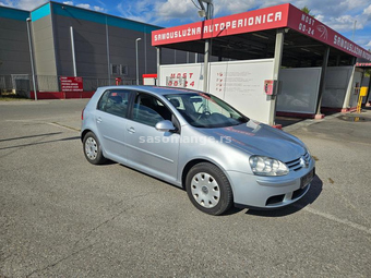 Golf 5 1.9 TDI 66kw 2008g ocarinjen sa AMSS odlican sa pravim km.