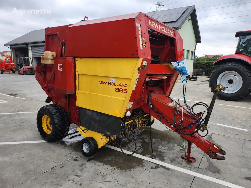 New Holland 865 balirka za okrugle bale