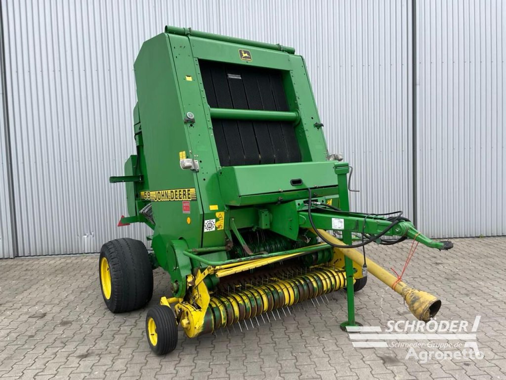 John Deere 590 balirka za okrugle bale