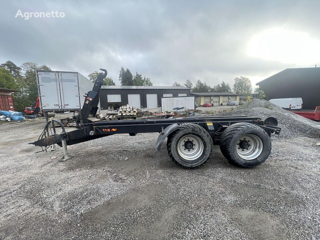 Palmse Trailer ML115S – koukkuvaunu hvataljka za trupce