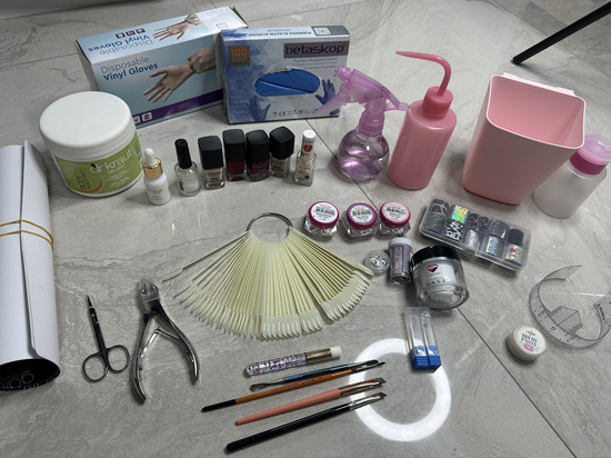 Set za manikir/pedikir/brow lift