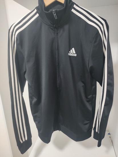 Trenerica ADIDAS odlična