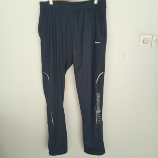 NIKE dri fit muski donji deo trenerka xl