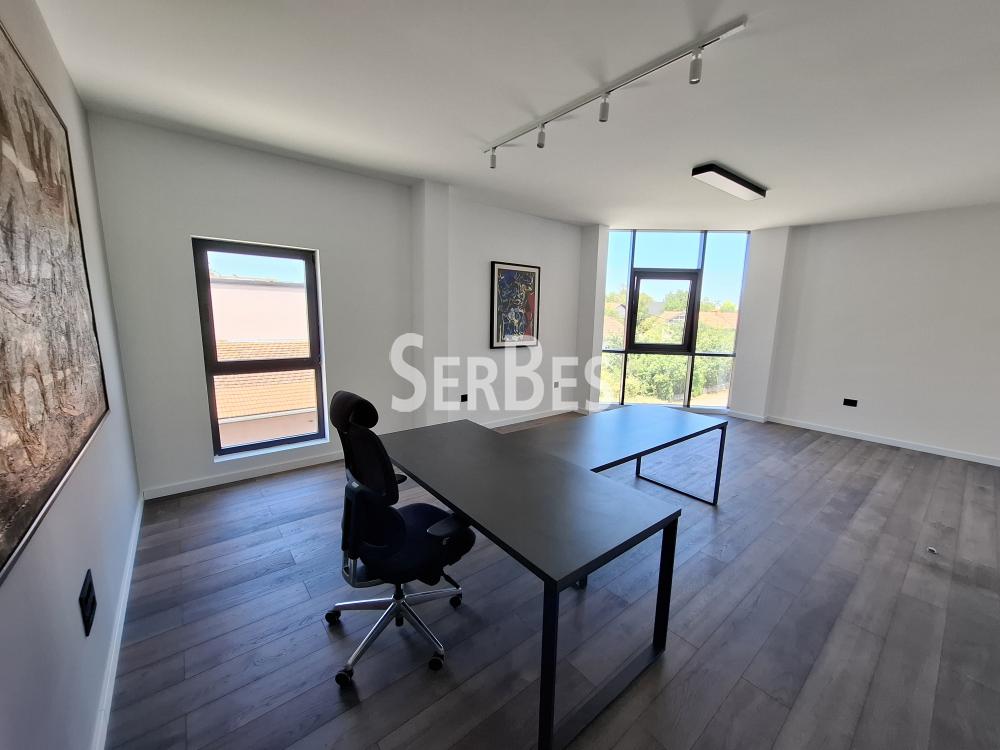 Nova hala 600m2 sa šleperskim prilazom na Klisi ID#1557 813.700 €