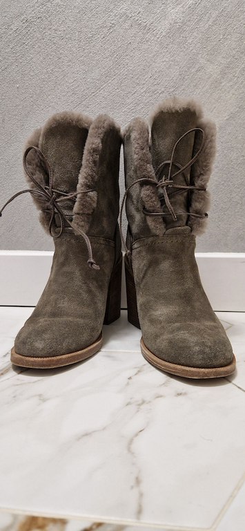 Gležnjače, UGG, 36