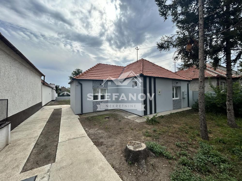 Renovirana kuća sa jednosobnim stanom Gradnulica ID#1666 63.500 €