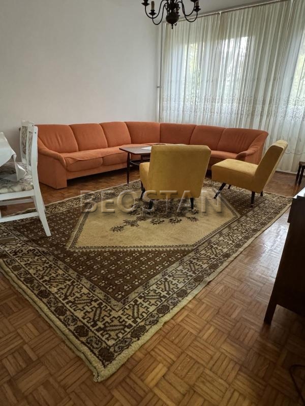 Širi centar - Vozdovac #59286 650 €