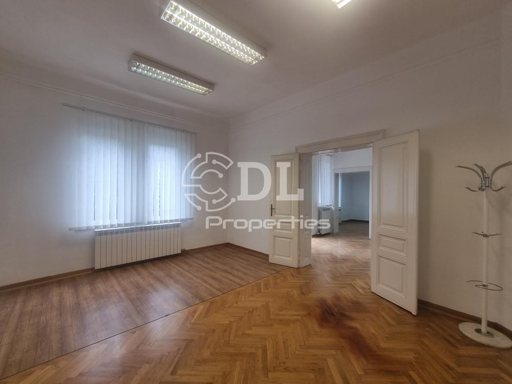 Senjak,PP 142m2,5.0,parking ID#2450 2.000 €