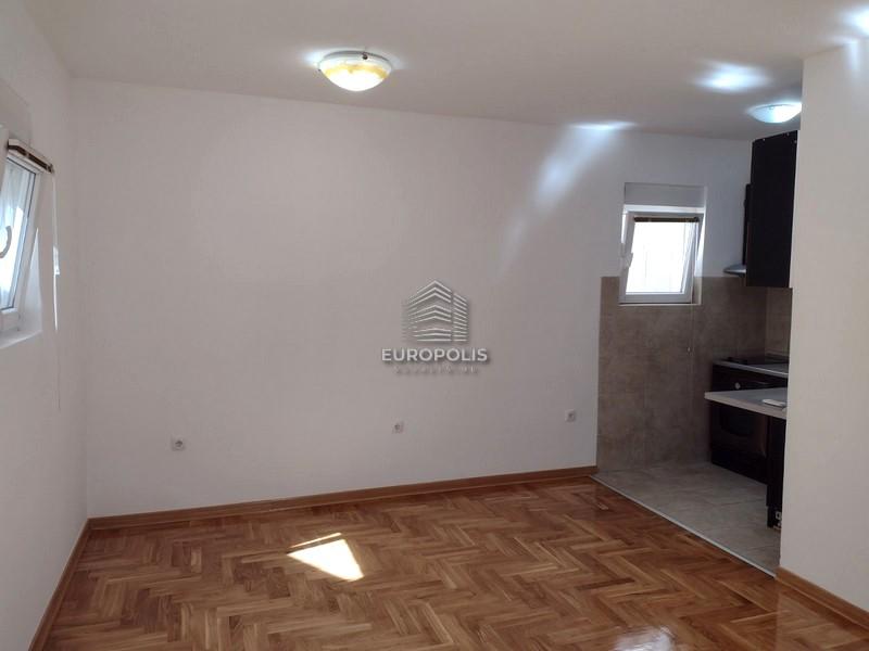 Laze Dokića, Vukov spomenik, Zvezdara ID#5193 85.000 €