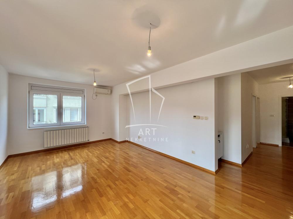 Gradska bolnica, Ante Bogićevića, 92m2 ID#8810 268.000 €