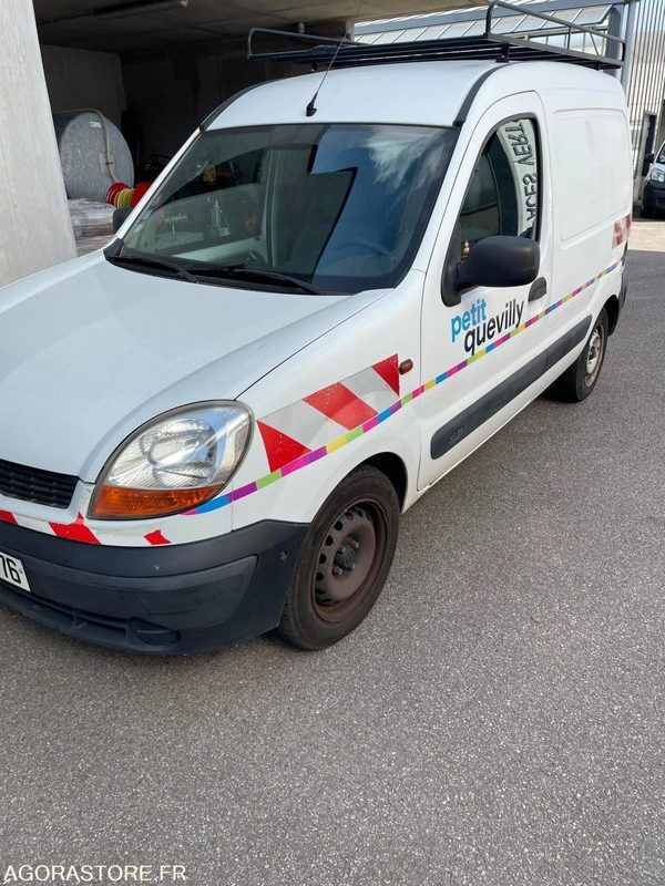 Prodaje se Renault KANGOO laki furgon na aukciji