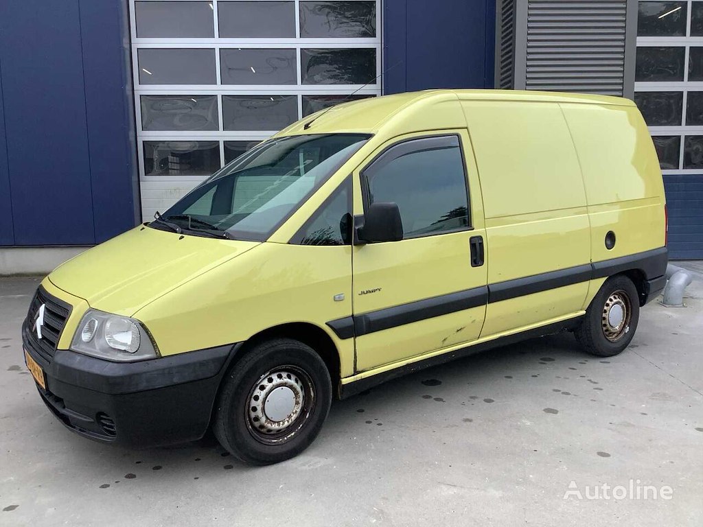 Prodaje se Citroen Jumpy minibus furgon na aukciji