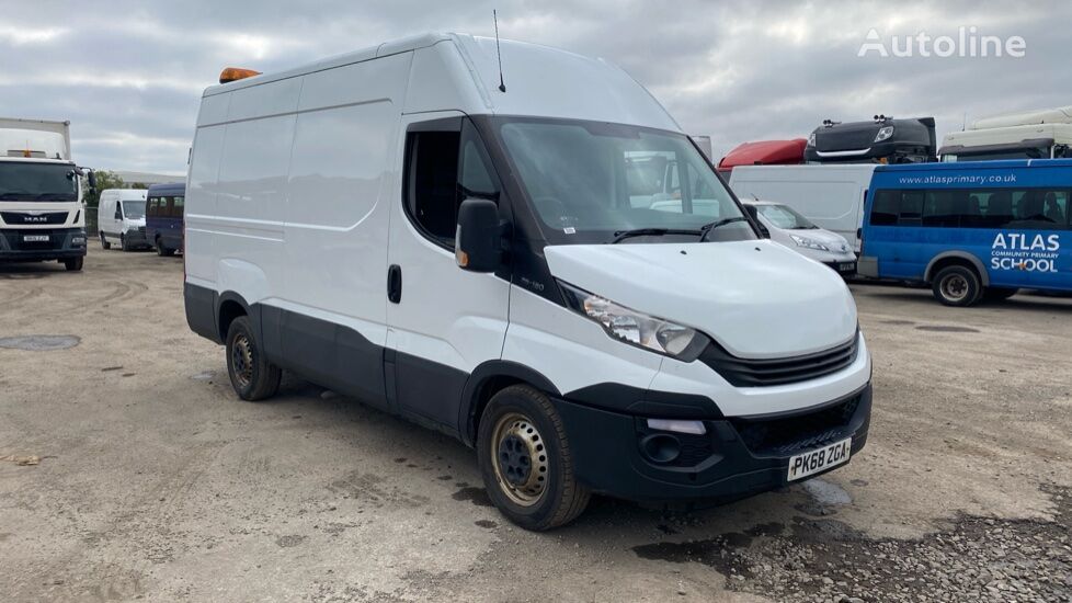 Prodaje se IVECO DAILY 35-120 minibus furgon na aukciji