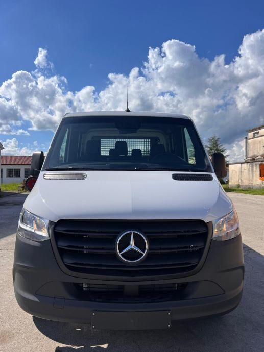 Novi Mercedes-Benz Sprinter 317 Cdi kamion s ravnom platformom < 3.5t