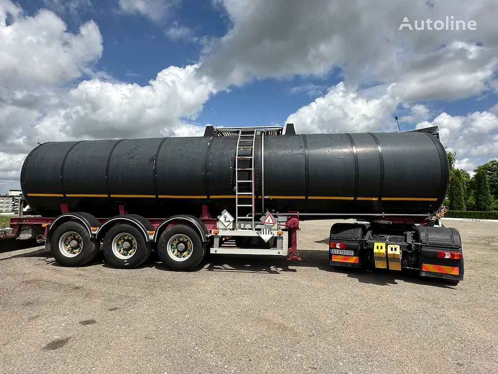 General Trailers TX 34 TW v Lizynh cisterna za bitumen