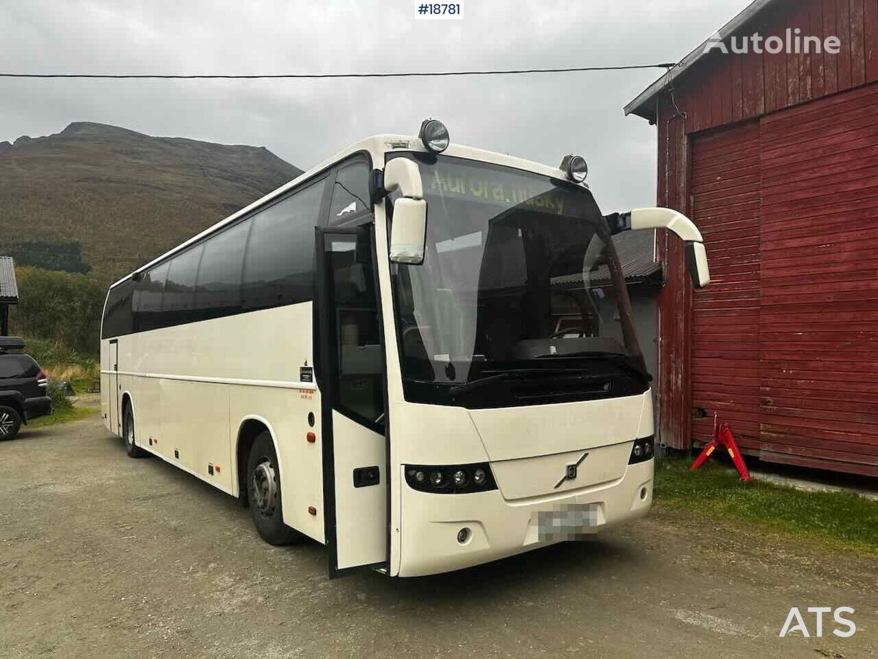 Volvo 9700 B 12 tour bus with 45 seats + guide chair and driver's chai turistički autobus