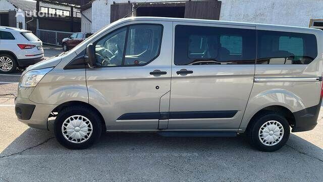 Ford Tourneo putnički minibus