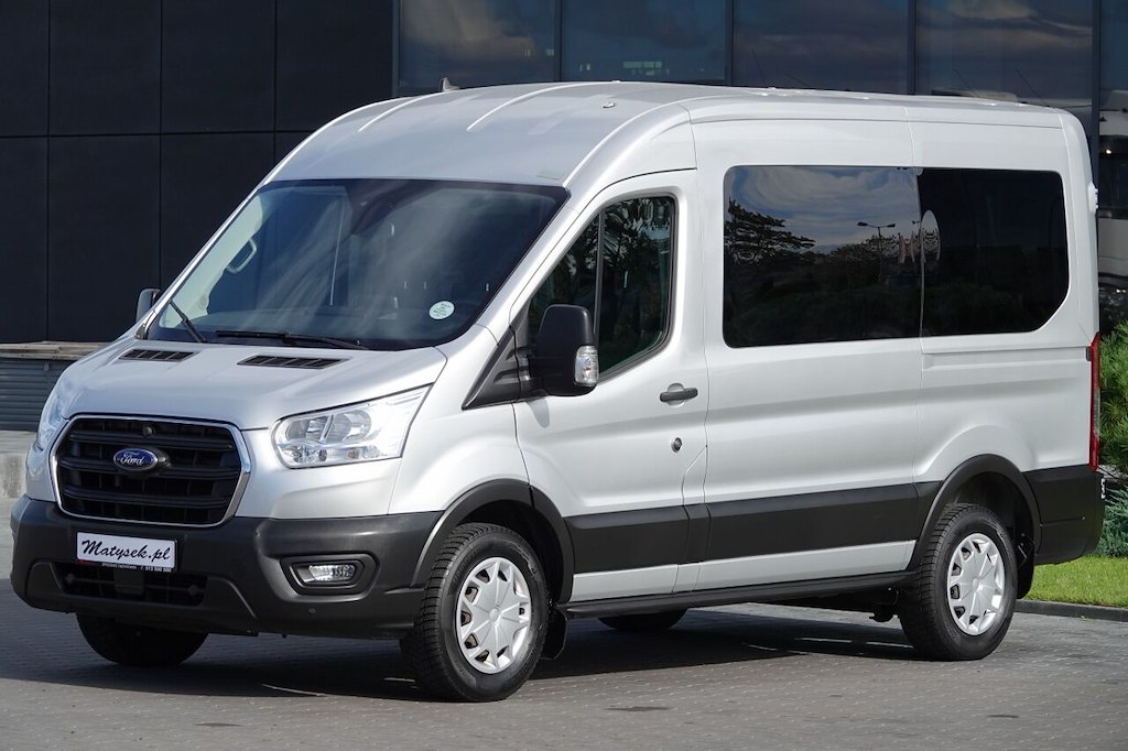 Ford TRANSIT / 6 miejsc + Najazd na wózek / Dla osób niepełnosprawnyc putnički minibus