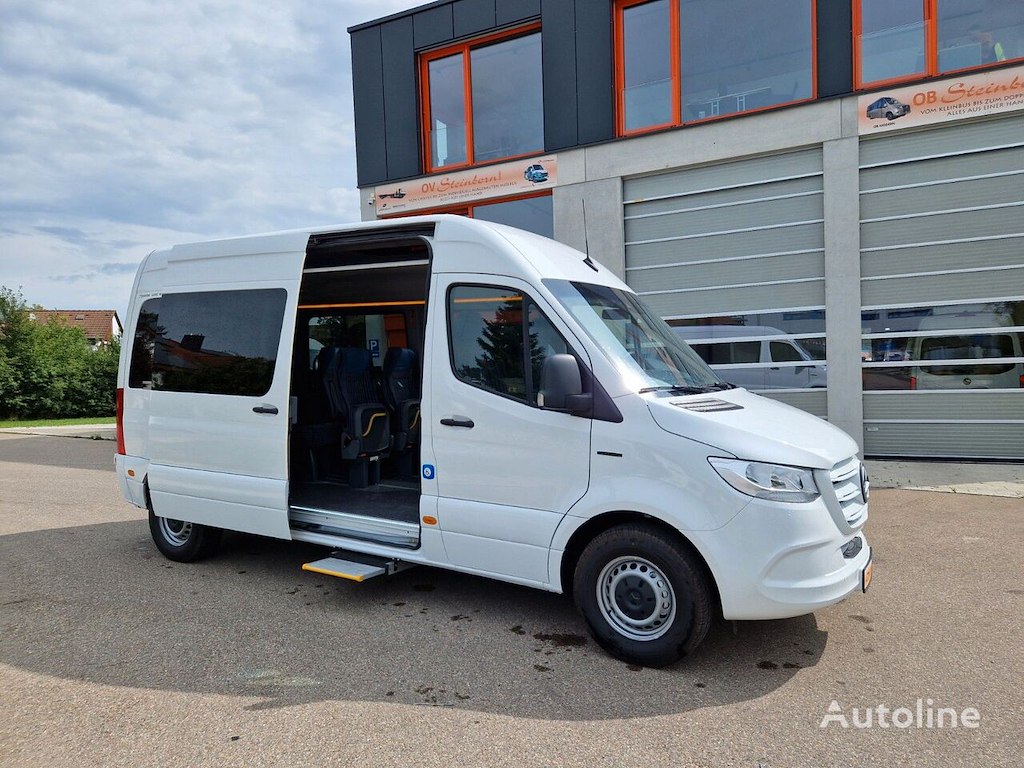 Novi Mercedes-Benz Sprinter putnički minibus