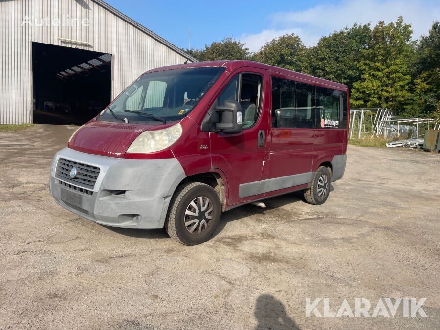 Prodaje se FIAT Ducato 30 putnički minibus na aukciji