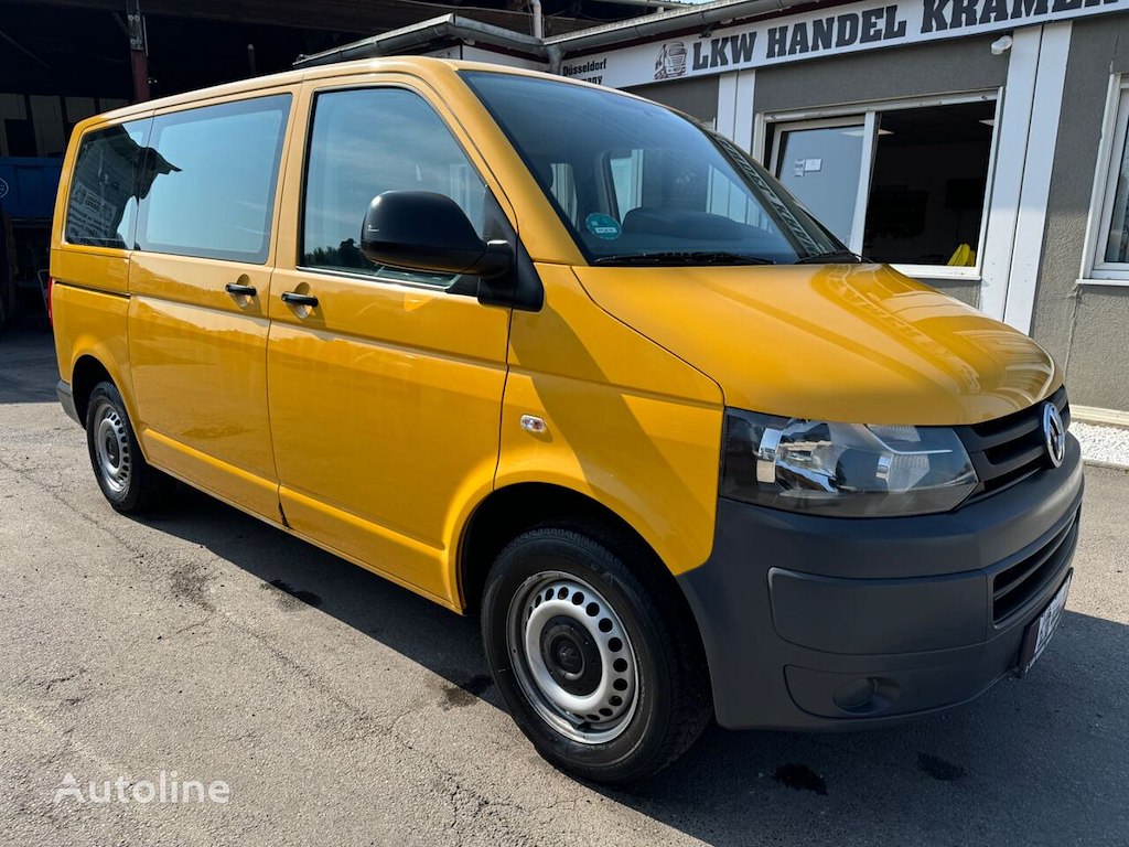 Volkswagen T5 putnički minibus