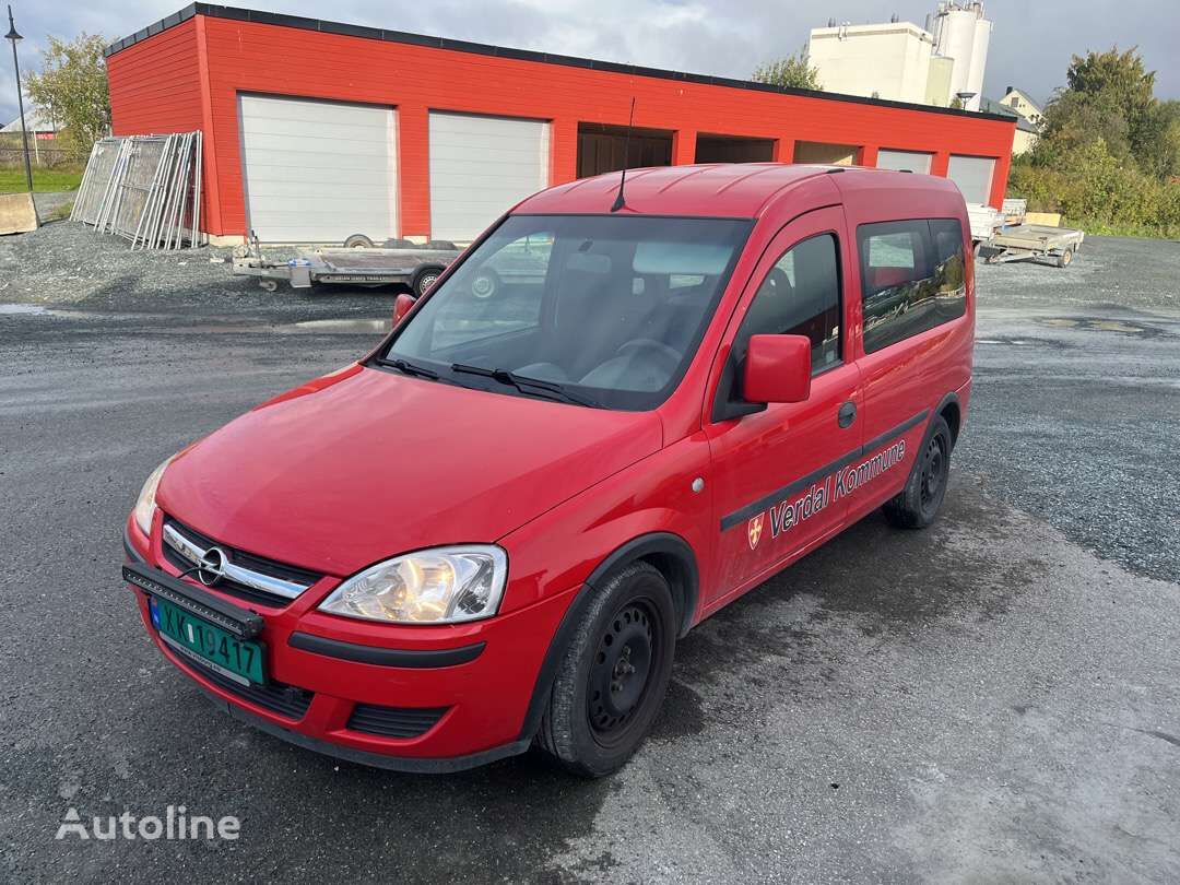 Prodaje se Opel Combo CDTI minivan na aukciji