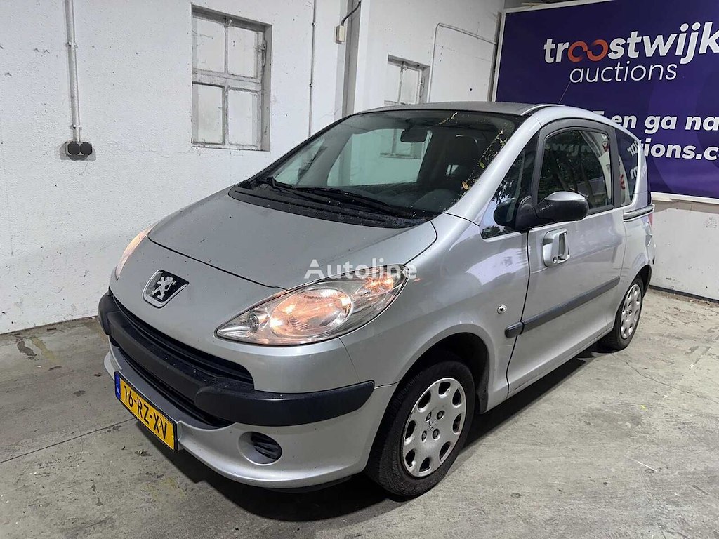 Prodaje se Peugeot 1007 minivan na aukciji