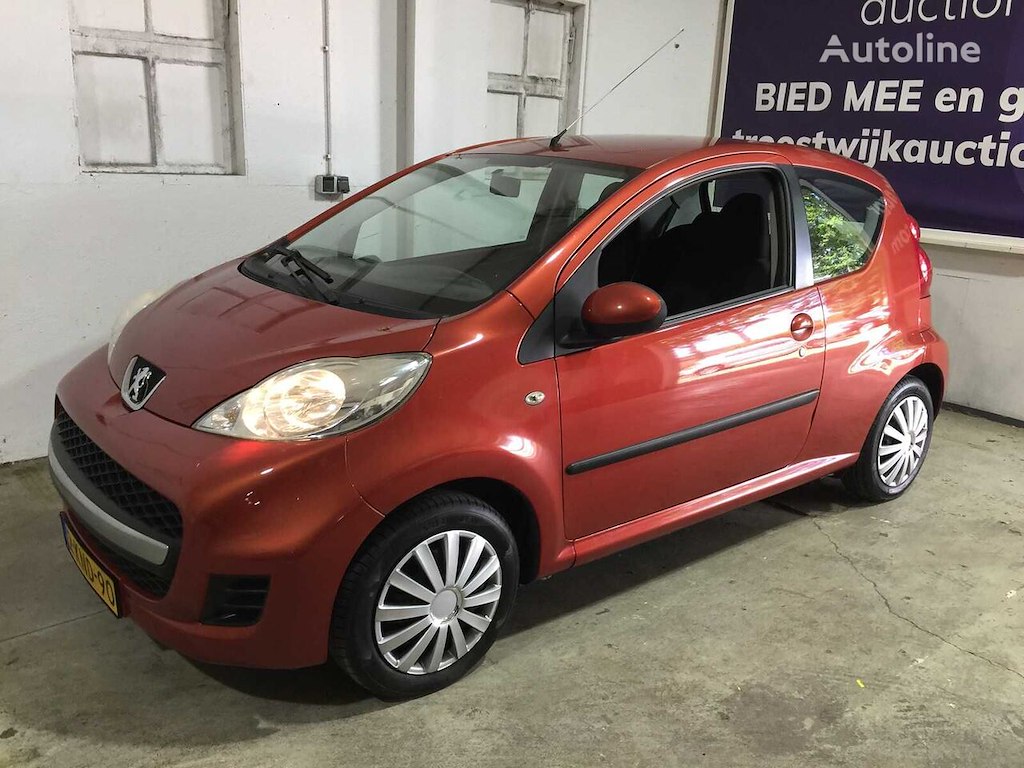 Prodaje se Peugeot 107 hečbek na aukciji