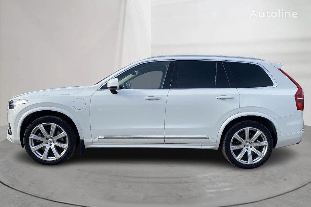 Prodaje se Volvo XC90 krosover na aukciji