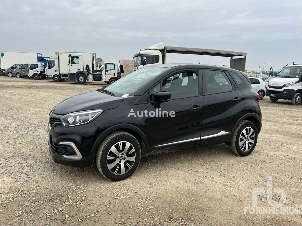 Prodaje se Renault CAPTUR krosover na aukciji