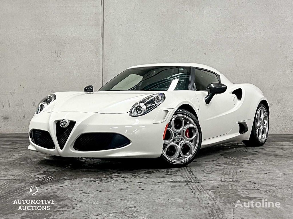 Prodaje se Alfa Romeo 4C kupe na aukciji