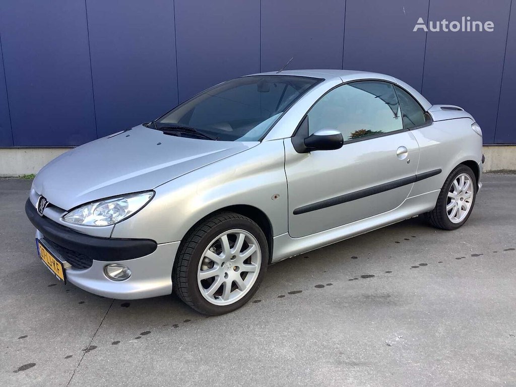 Prodaje se Peugeot 206 CC kabriolet na aukciji