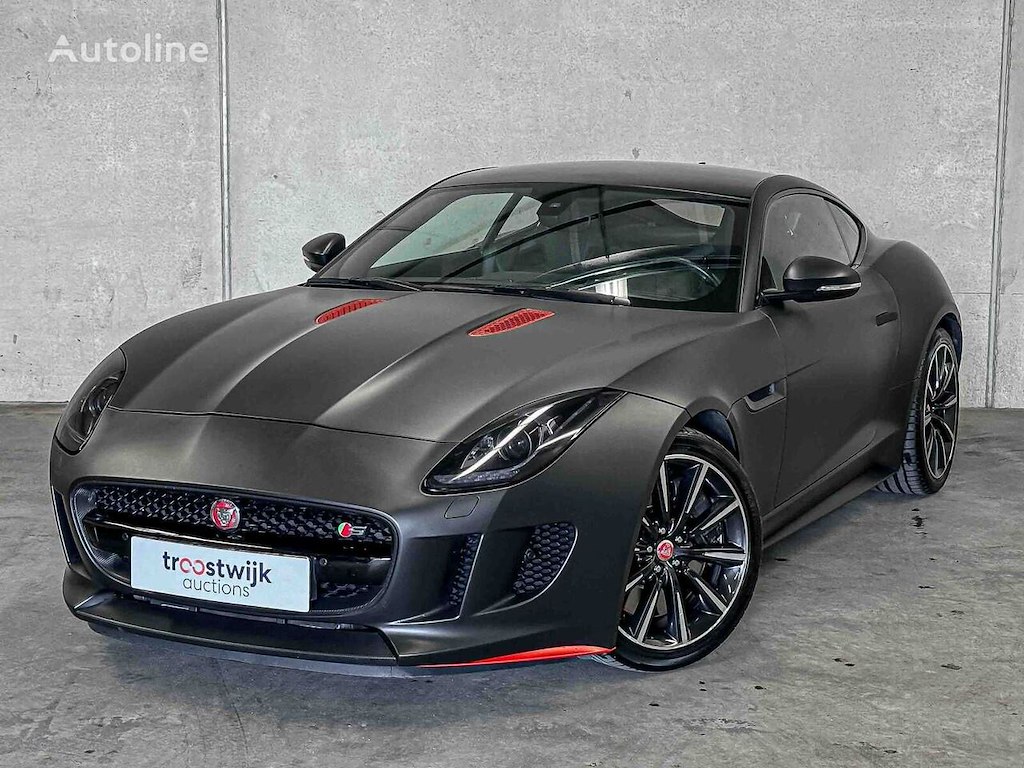 Prodaje se Jaguar F-TYPE kupe na aukciji