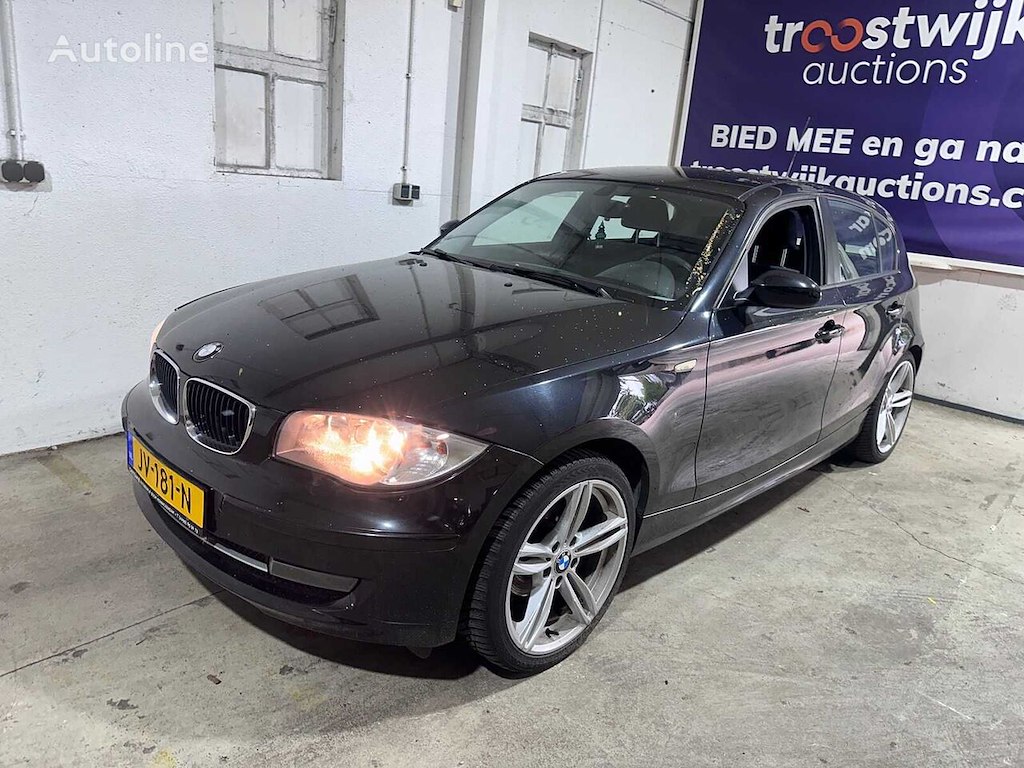 Prodaje se BMW 1-serie hečbek na aukciji